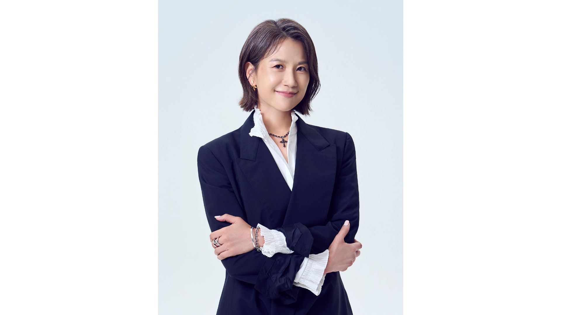 시몬스, 김민수 전 루이비통코리아 총괄대표 영입